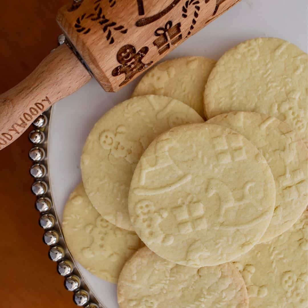 Christmas Shortbread Cookies | Recipe suits Embossed Rolling Pin