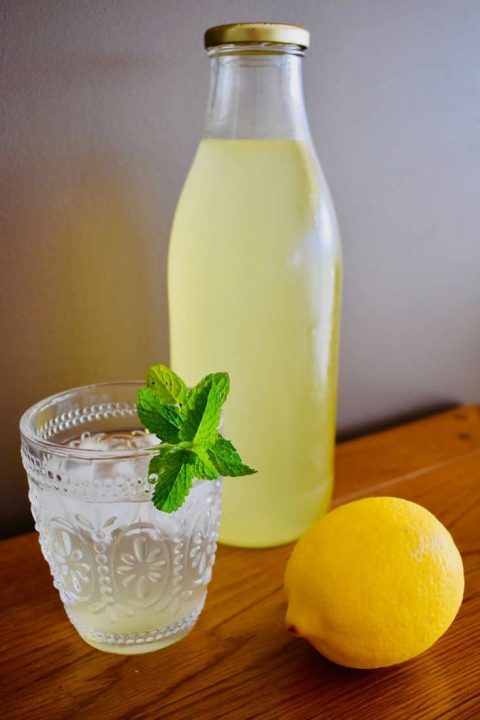 Lemon and Mint Cordial | A refreshing summer drink