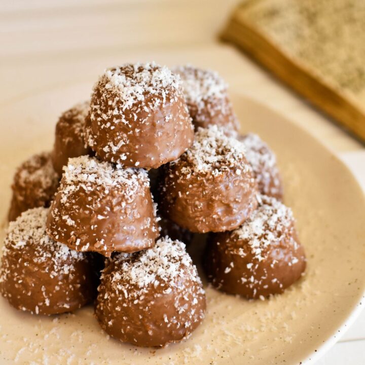 Snowballs Recipe | Cooking with Nana Ling