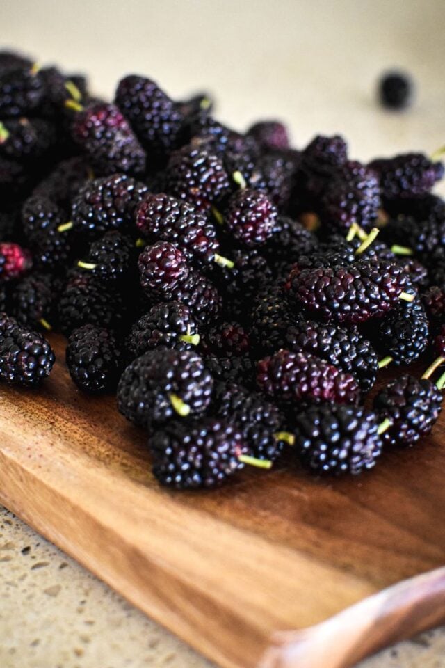 Mulberry Pie Recipe | Cooking with Nana Ling