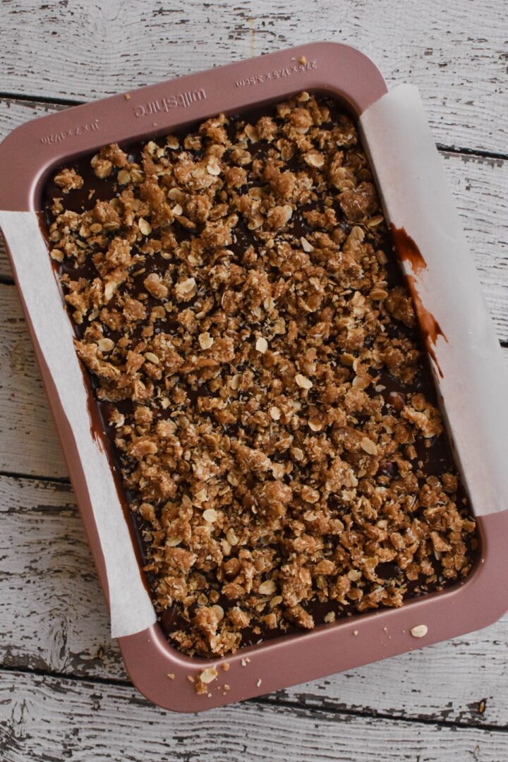 Anzac Slice Choc Macadamia Filling | Cooking with Nana Ling