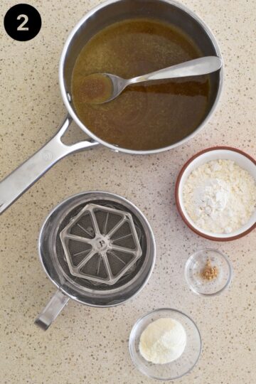 Honey Snaps - Cooking with Nana Ling