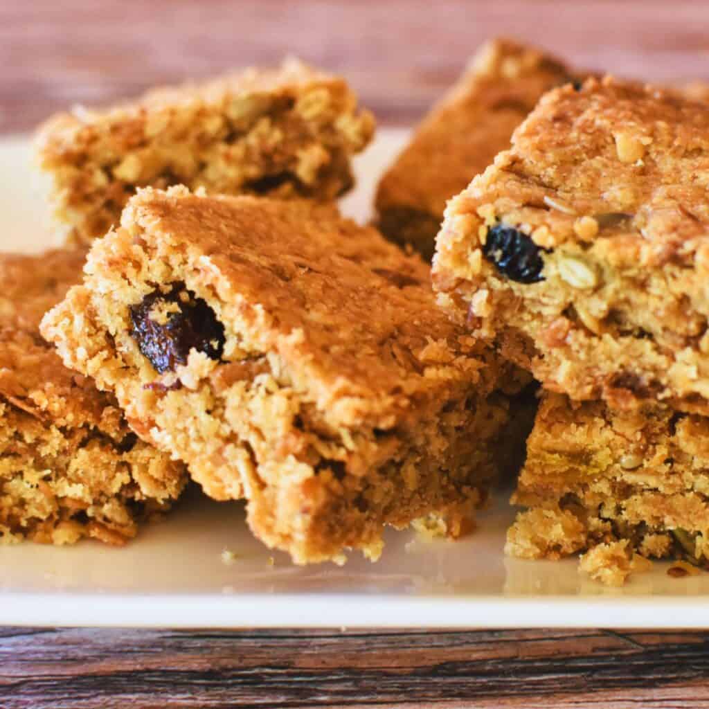 Muesli Slice - Cooking with Nana Ling