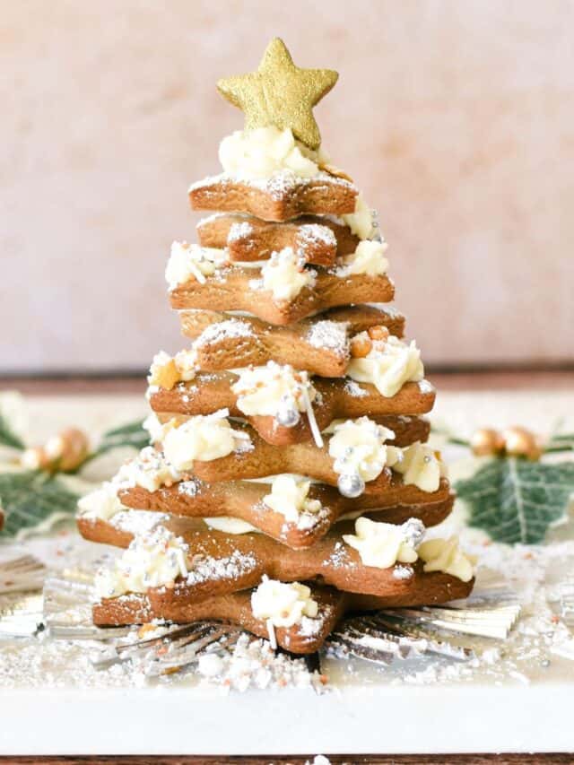 Gingerbread Christmas Trees - Cooking with Nana Ling